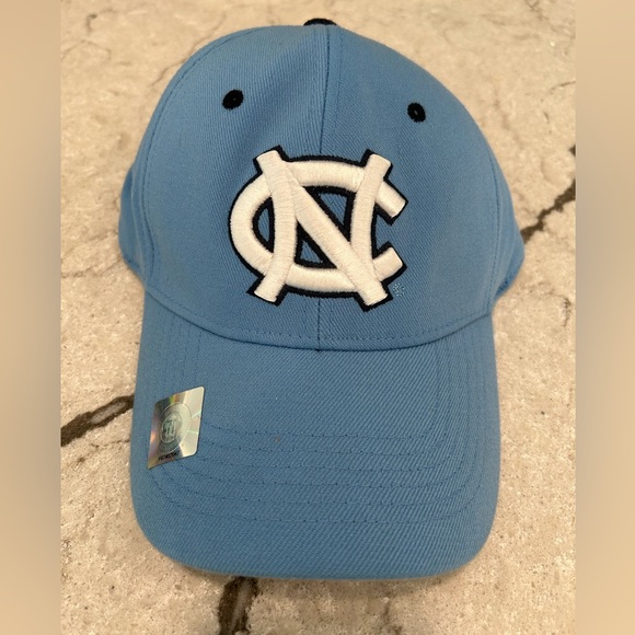 Top of the World | Accessories | Nwt University Of North Carolina ...